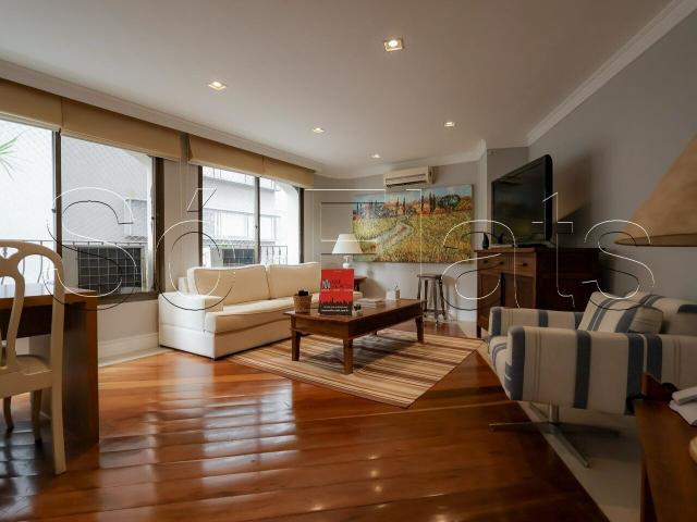 Flat para Aluguel com 1 quartos, 67 m² por R$ 5.050