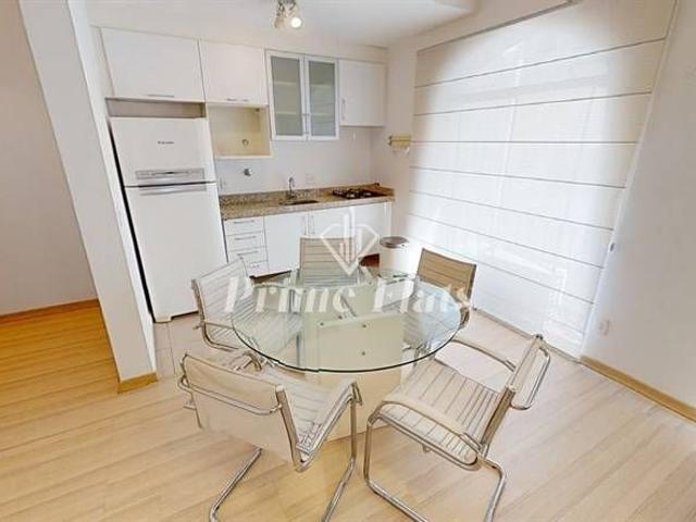 Flat para Aluguel com 1 quartos, 70 m² por R$ 4.500