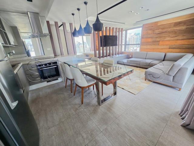 Flat para Aluguel com 1 quartos, 72 m² por R$ 13.995