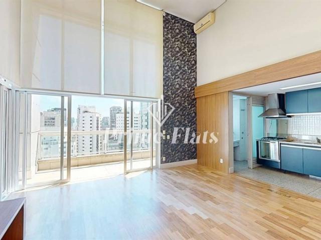 Flat para Aluguel com 2 quartos, 134 m² por R$ 20.000