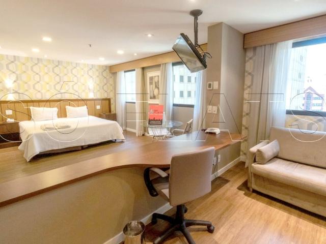 Flat para Aluguel com 2 quartos, 40 m² por R$ 5.058