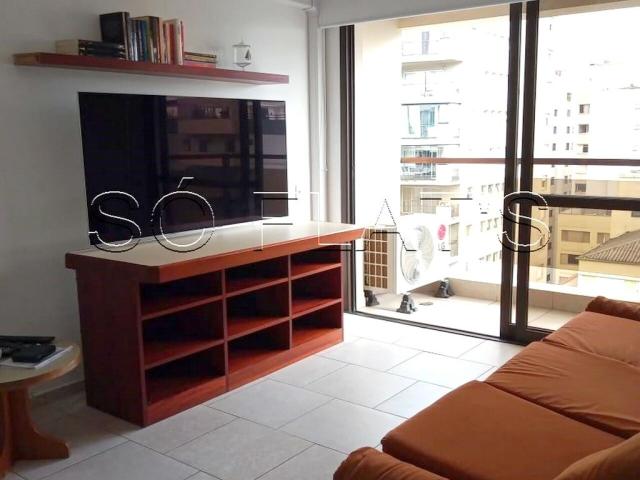 Flat para Aluguel com 2 quartos, 42 m² por R$ 4.000