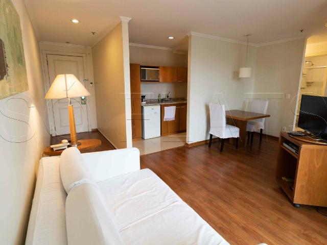 Flat para Aluguel com 2 quartos, 43 m² por R$ 2.000