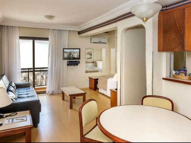 Flat para Aluguel com 2 quartos, 62 m² por R$ 5.620