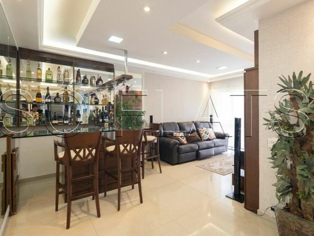 Flat para Aluguel com 2 quartos, 63 m² por R$ 8.500