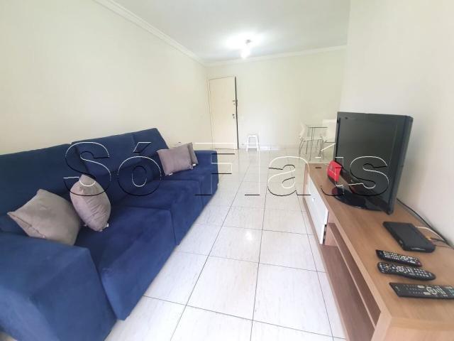 Flat para Aluguel com 2 quartos, 75 m² por R$ 4.800