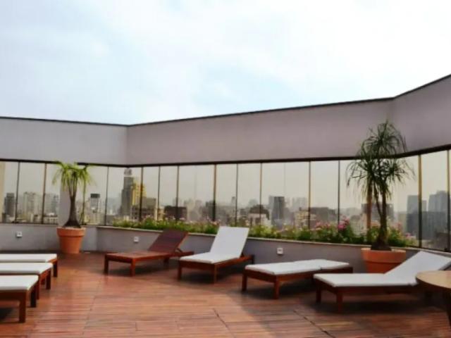 Flat para locação na Vila Nova Conceição Edifício Contemporâneo Cód. FLR03396