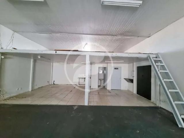 Flat para Locação em Presidente Prudente/SP Centro 4 Quartos