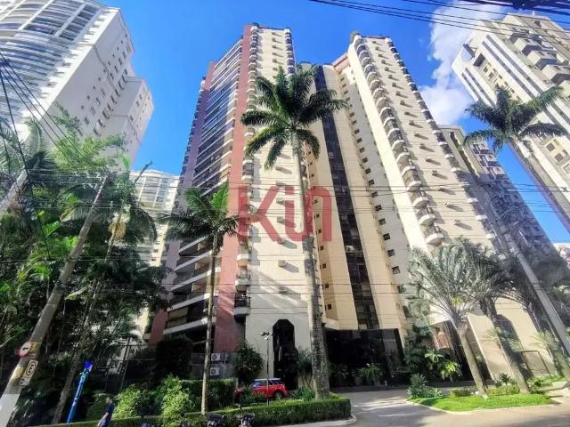 Flat para Locação em São Paulo/SP Indianópolis 4 Quartos