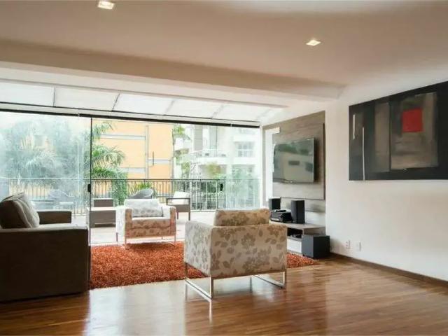 Flat para Locação em São Paulo/SP Vila Nova Conceição 2 Quartos