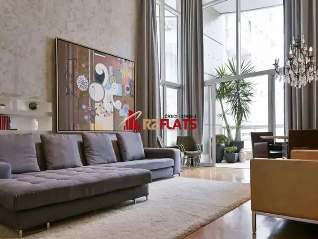 Flat para Locação em São Paulo/SP Vila Nova Conceição 2 Quartos