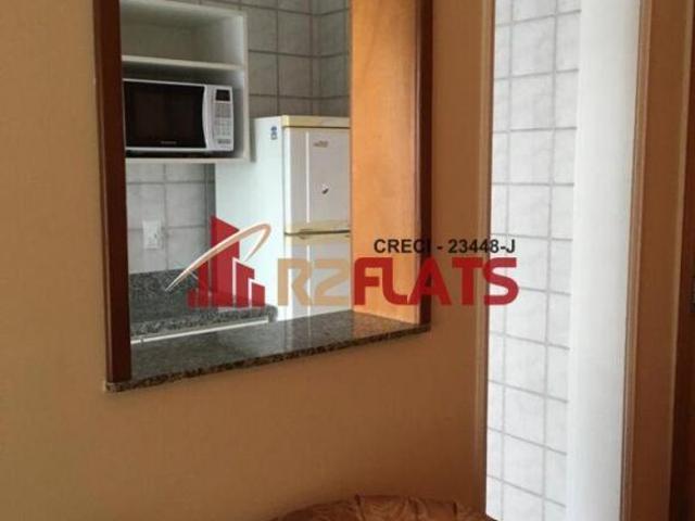 Flat para morar ou investir em Berrini, com tudo perto e fácil de alugar!