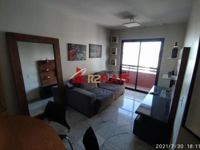 Flat para morar ou investir em Berrini, com tudo perto e fácil de alugar!