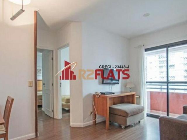 Flat para morar ou investir em Berrini, com tudo perto e fácil de alugar!