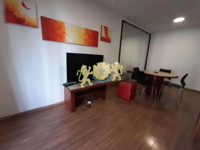 Flat para venda com 2 dormitórios no Jardins Edifício New Star