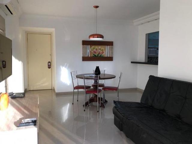 Flat para Venda, Cerqueira César, 2 dormitórios, 1 suíte, 2 banheiros, 2 vagas