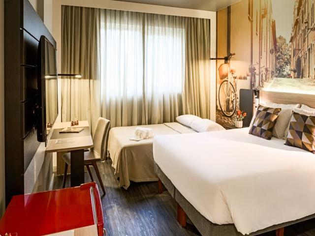 Flat para venda em Centro em Curitiba Paraná de 27.00m² com 1 Quarto, 1 Suíte e 1 Garagem