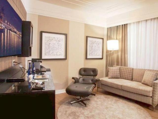 Flat para venda em Alphaville de 32.00m² com 1 Quarto, 1 Suite e 1 Garagem