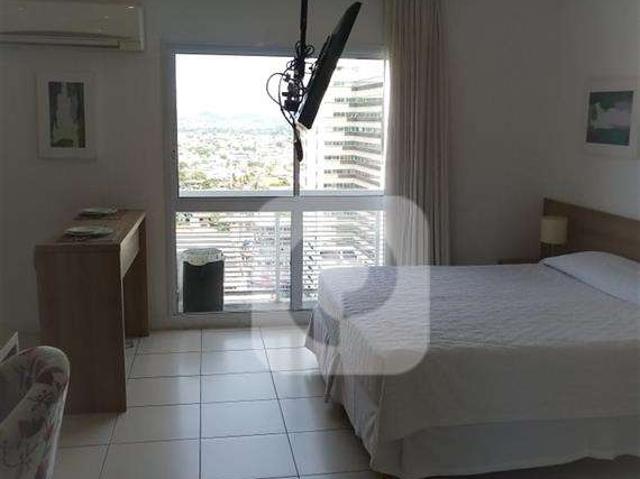 Flat para Venda em Nova Iguaçu/RJ Centro 1 Quartos