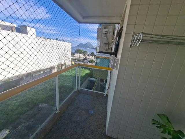 Flat para Venda em Niterói/RJ São Francisco 1 Quartos