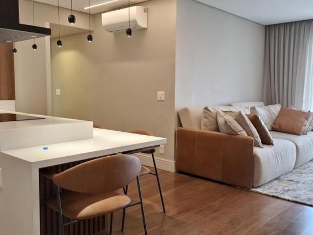 Flat para Venda em São Paulo, Cerqueira César, 3 dormitórios, 1 suíte, 3 banheiros, 2 vagas