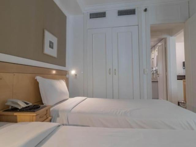 Flat para Venda em São Paulo, Jardim Paulista, 1 dormitório, 1 banheiro, 1 vaga