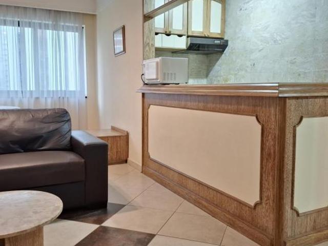 Flat para Venda em São Paulo, Jardim Paulista, 1 dormitório, 1 banheiro, 1 vaga