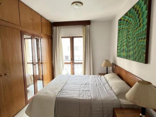 Flat para Venda em São Paulo, Jardim Paulista, 1 dormitório, 2 banheiros, 1 vaga