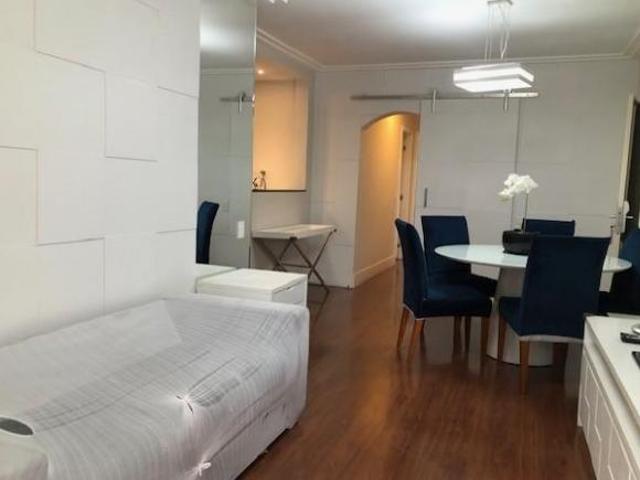 Flat para Venda em São Paulo, Jardim Paulista, 3 dormitórios, 1 suíte, 2 banheiros, 2 vagas