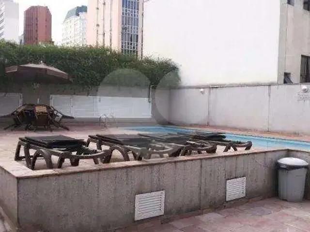 Flat para Venda em São Paulo/SP Jardim América 2 Quartos