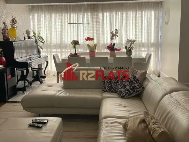 Flat para Venda em São Paulo/SP Moema 3 Quartos