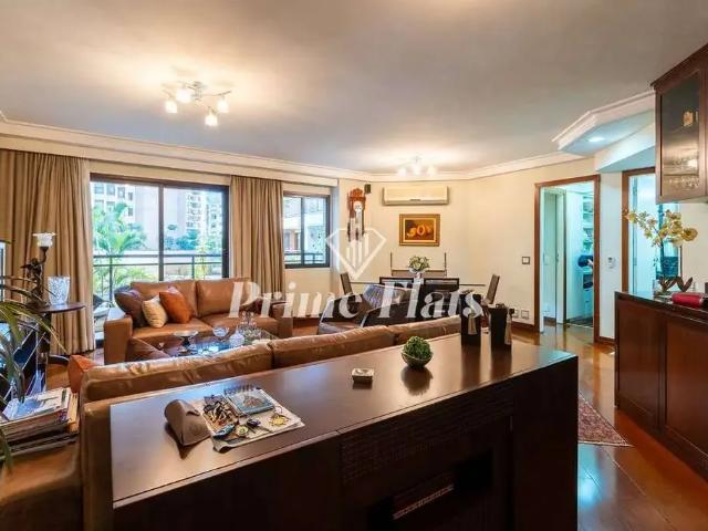 Flat para Venda em São Paulo/SP Moema 3 Quartos