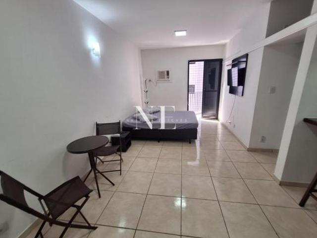 Flat para Venda em São Vicente, Centro, 1 dormitório, 1 banheiro, 1 vaga