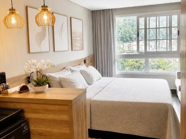 Flat para Venda em Petrópolis/RJ Itaipava 1 Quartos