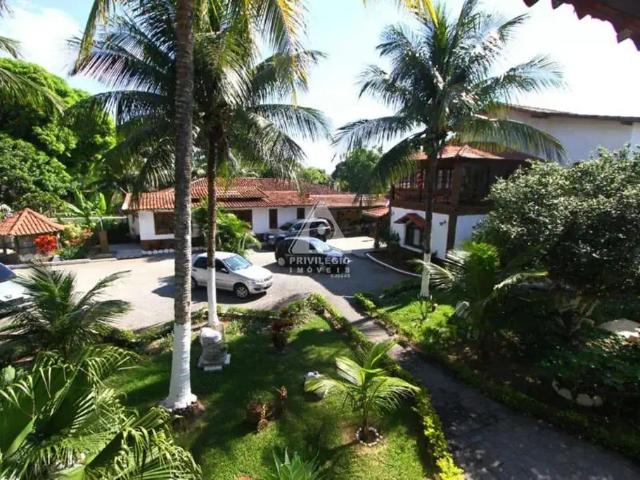 Flat para Venda em Rio das Ostras/RJ Costazul 5 Quartos