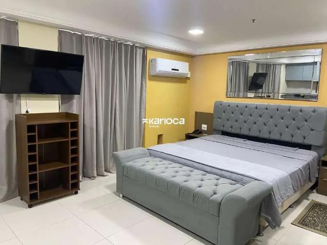 Flat para Venda em Rio de Janeiro/RJ Barra da Tijuca 2 Quartos