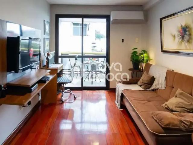Flat para Venda em Rio de Janeiro/RJ Ipanema 2 Quartos