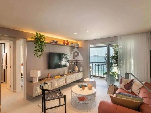 Flat para Venda em Rio de Janeiro/RJ Ipanema 2 Quartos