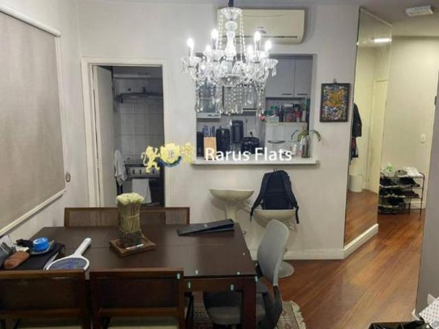 Flat para venda na Vila Nova Conceição Edifício Ambassador