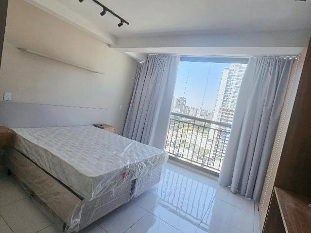Flat para Venda/Aluguel com 1 quartos, 24 m² por R$ 400.000