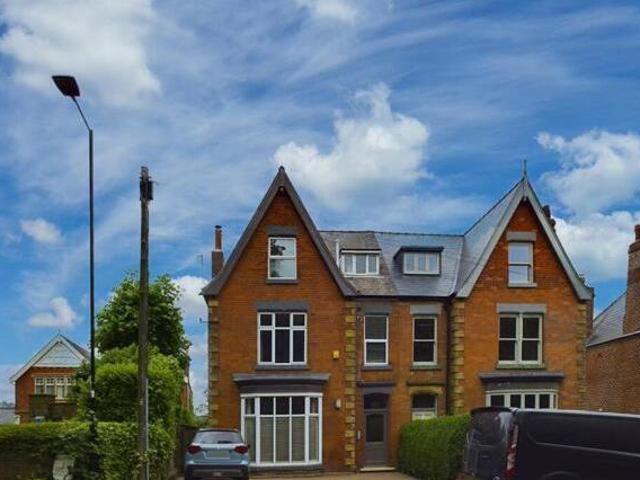 Flat, Psalter Lane, Studio Flat For