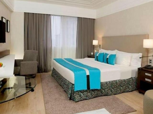 Flat Radisson Alphaville 32m² 1 dormitório 1 vaga para investimento no pool
