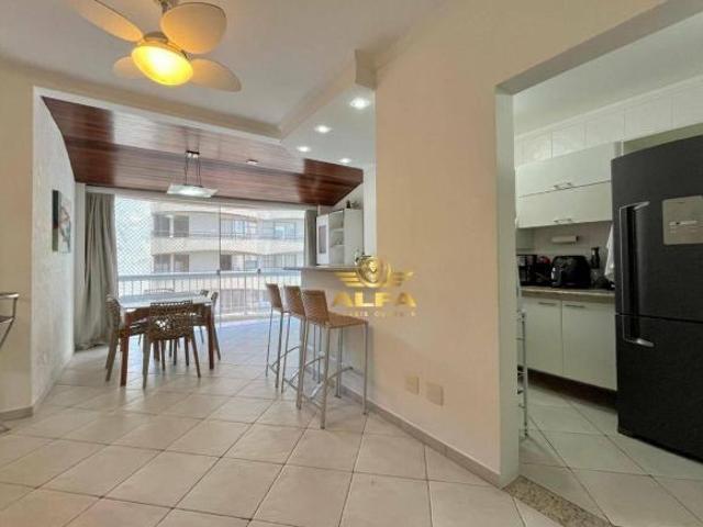 Flat Reformado com 2 Dormitórios e Lazer Completo na Praia das Pitangueiras – Alfa Imóveis Guarujá