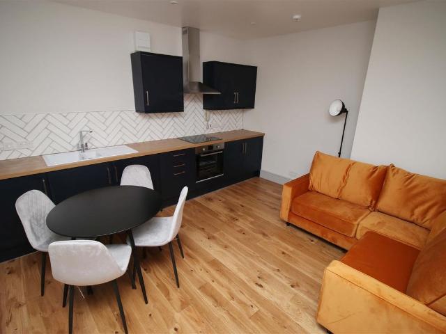 Flat, Richmond Road, Cardiff CF24, 1 bed flat to rent, £900 pcm | PrimeLocation