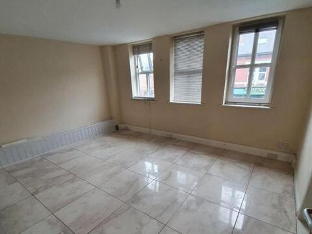 Flat,rosehill Business Centre, Studio Flat For