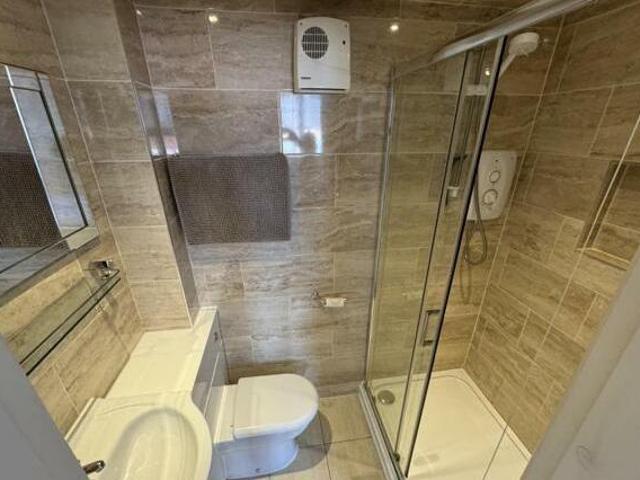 Flat,roundhay View, 1 Bedroom Flat