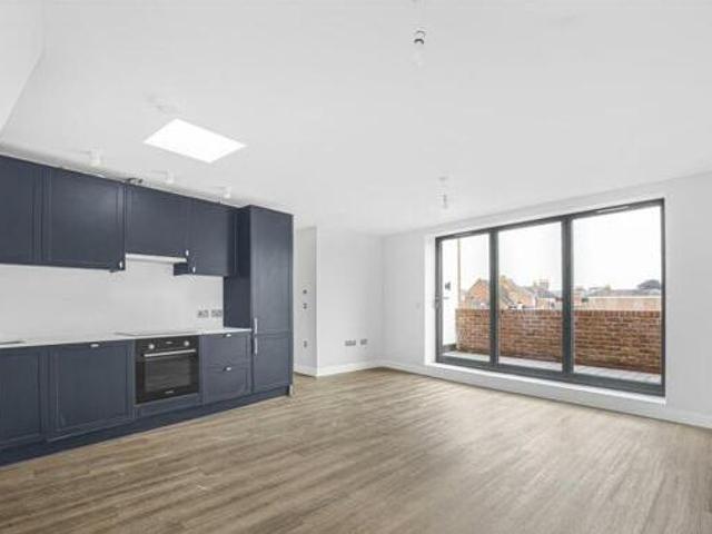 Flat Sterling Place, Broad Street, 2 Bedroom Apartment