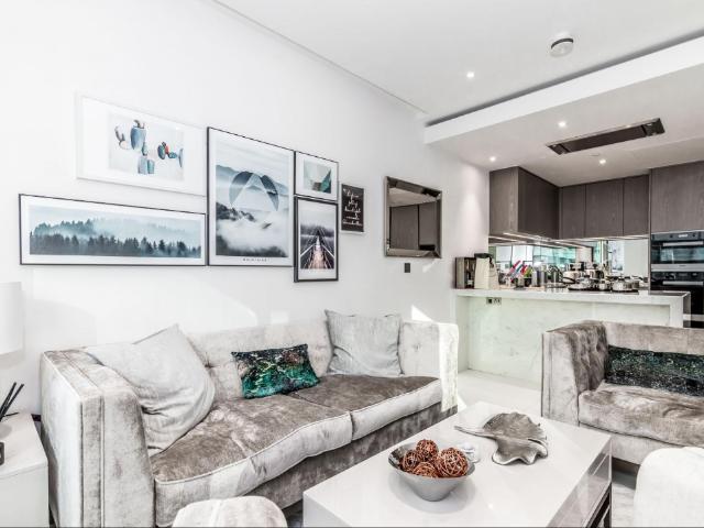 Flat, Sugar Quay, Water Lane, London EC3R, 1 bed flat to rent, £3,683 pcm | PrimeLocation
