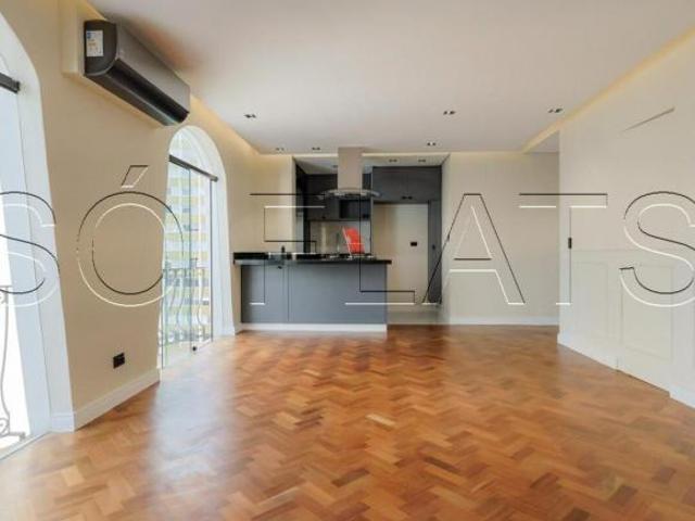 Flat Saint Regis disponível para venda com 91m², 02 dorm e 01 vaga de garagem