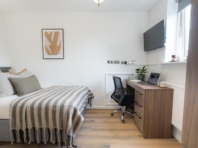 Flat share to rent
